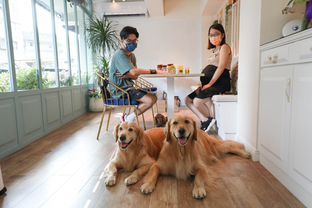 台北內湖美食｜Le lakeshore brunch & dinner。絕美歐風網美餐廳、寵物友善餐廳、早午餐、大湖山莊內 – 洛基小聿媽
