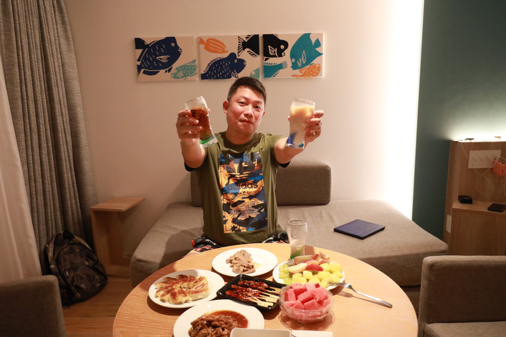 沖繩新飯店｜星野集團 BEB5 沖繩瀨良垣 Hoshino Resorts BEB5 Okinawa Seragaki。無邊際游泳池、青年公寓 ...