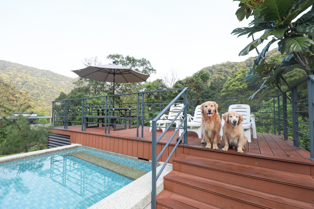 新北烏來溫泉住宿｜烏來足立司拉Sla Ulay溫泉會館、梯田溫泉背包客旅店、寵物友善飯店民宿、房間私人湯屋 – 洛基小聿媽